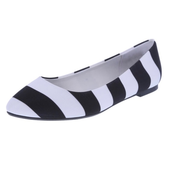 Christian Siriano | Shoes | Christian Siriano For Payless Black White ...